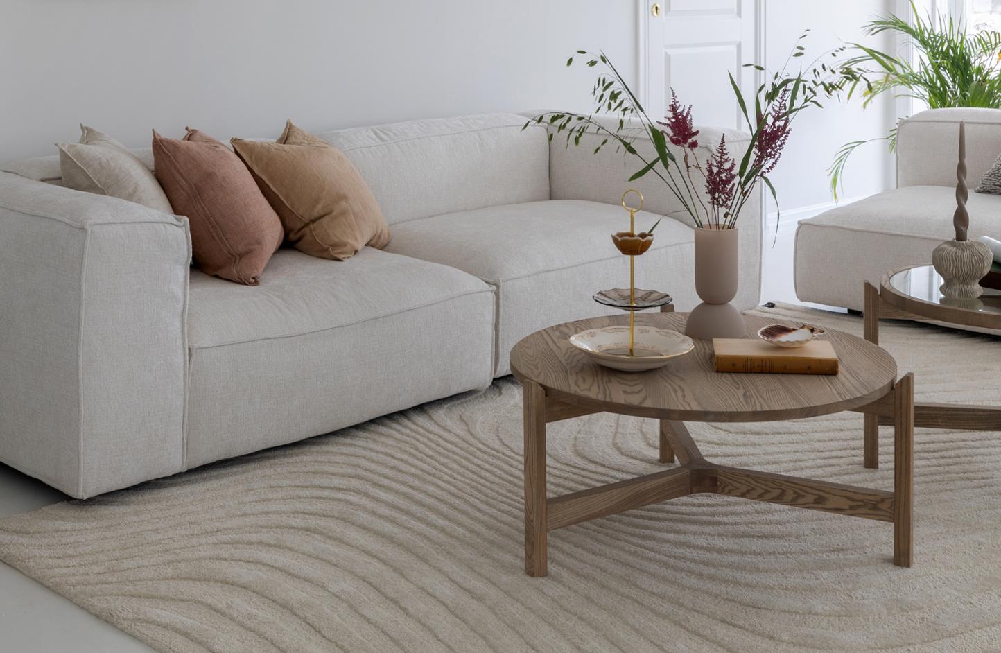 Guide: Slik velger du gulvtepper til stue og spisestue | Møbelringen